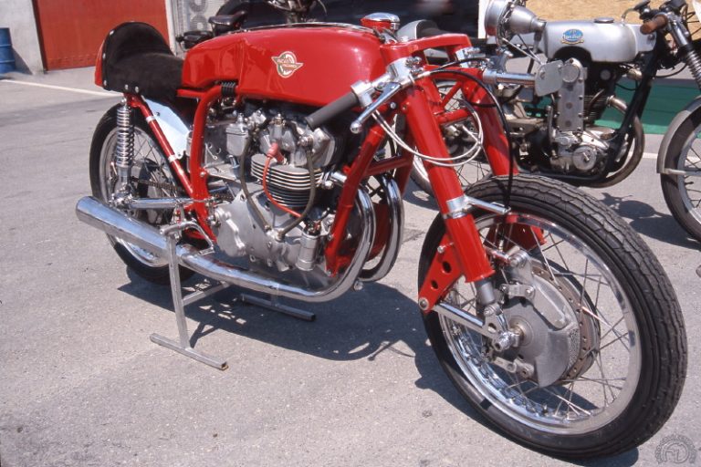 Ducati: les vertical twin de GP | Le Blog Moto Collection